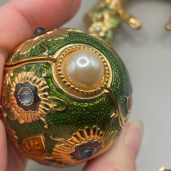 Edgar Berebi | Jewelry | Vtg Edgar Berebi Birth Of Spring Egg And ...
